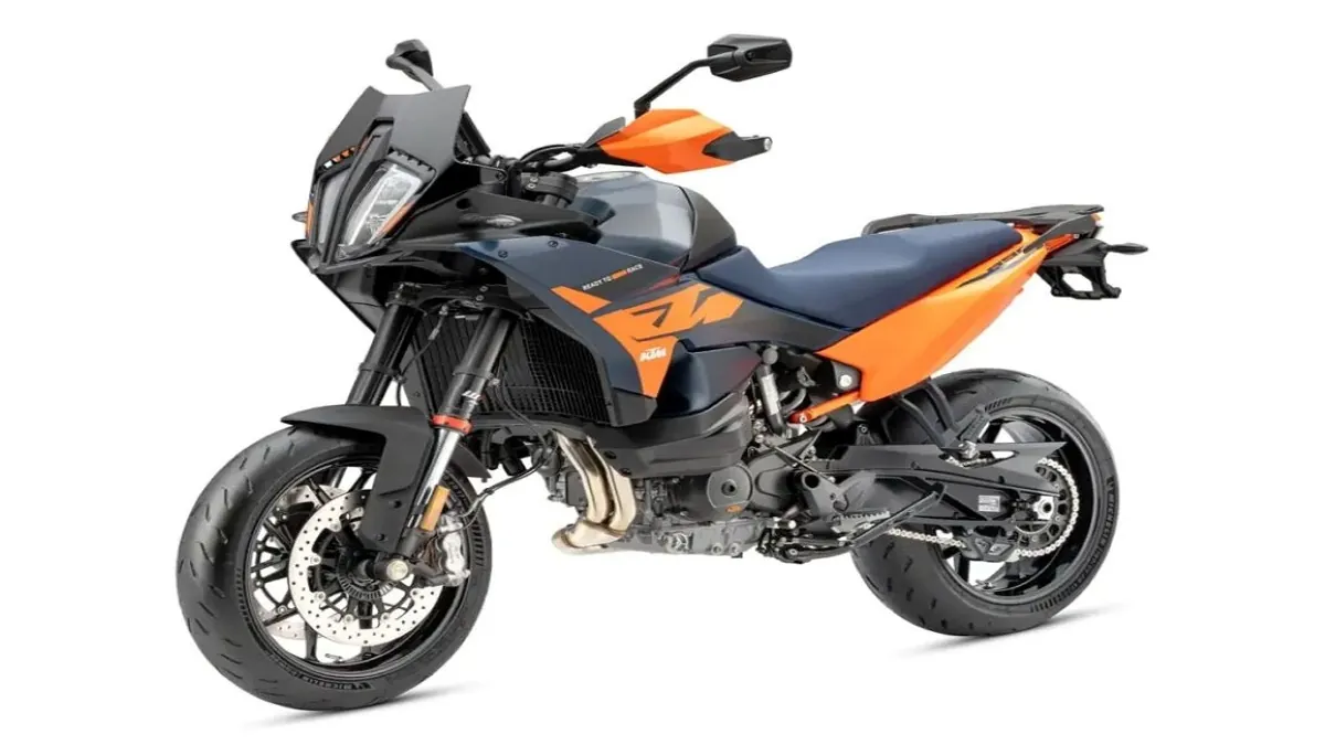 KTM 890 SMT 2026: adrenalina nas pistas e conforto nas estradas