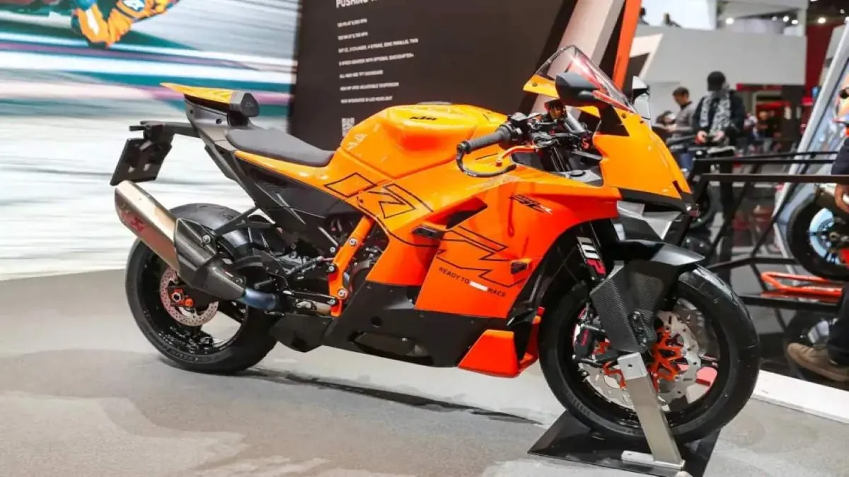 KTM 990 RC R 2026: a nova estrela do segmento Supersport