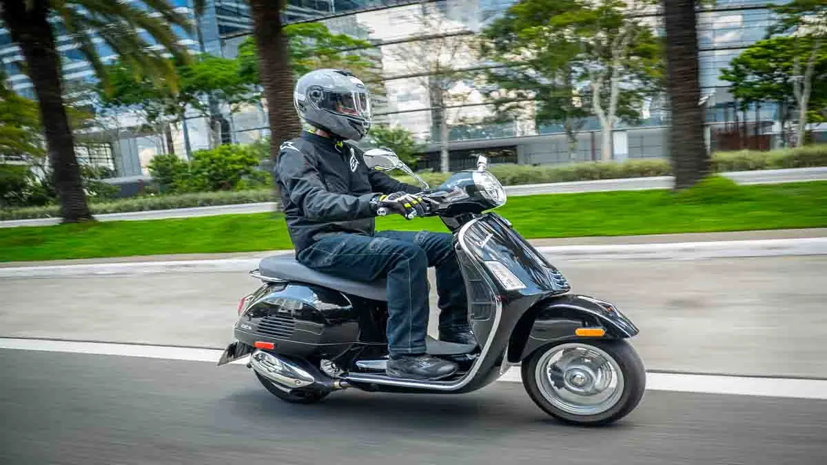 Vespa GTS 300: elegância e legado por R$ 82.800